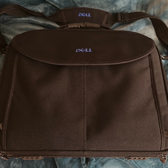 Dell | Bags | Dell Padded Laptop Case | Poshmark